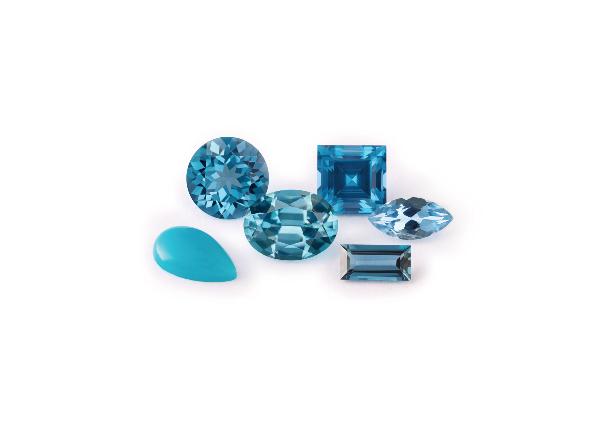 March Birthstones: The Meaning & Beauty of Aquamarine & Bloodstone
